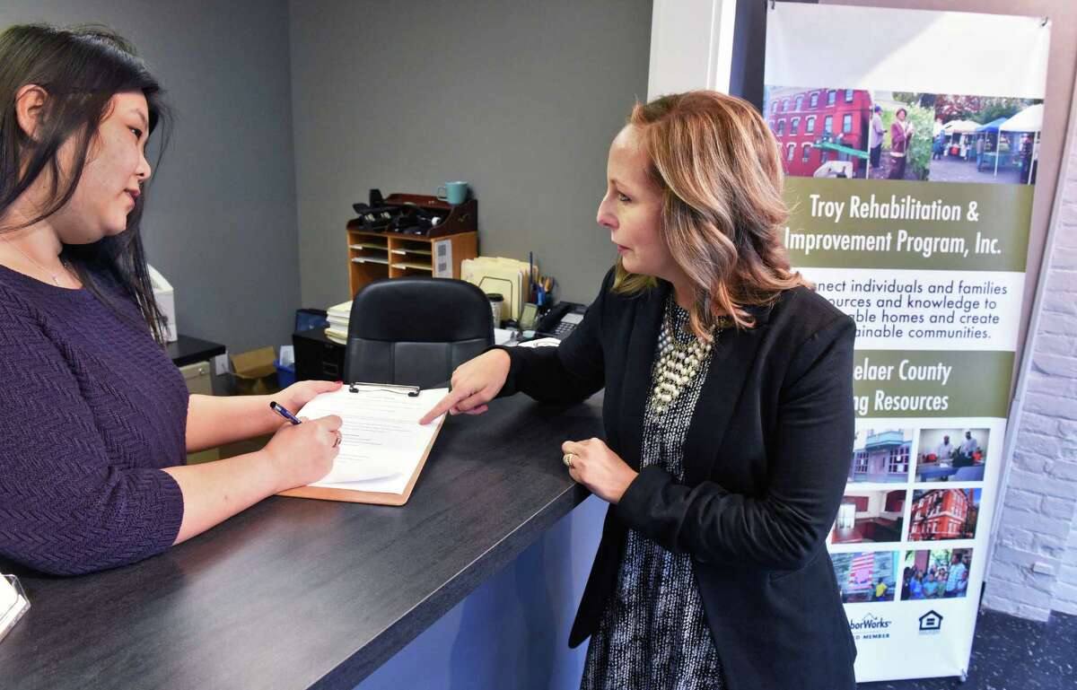 Home mortgage insurance cut halted by Trump administration