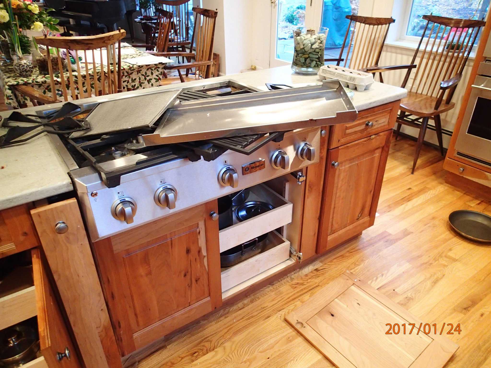Propane stove top explodes in Westport