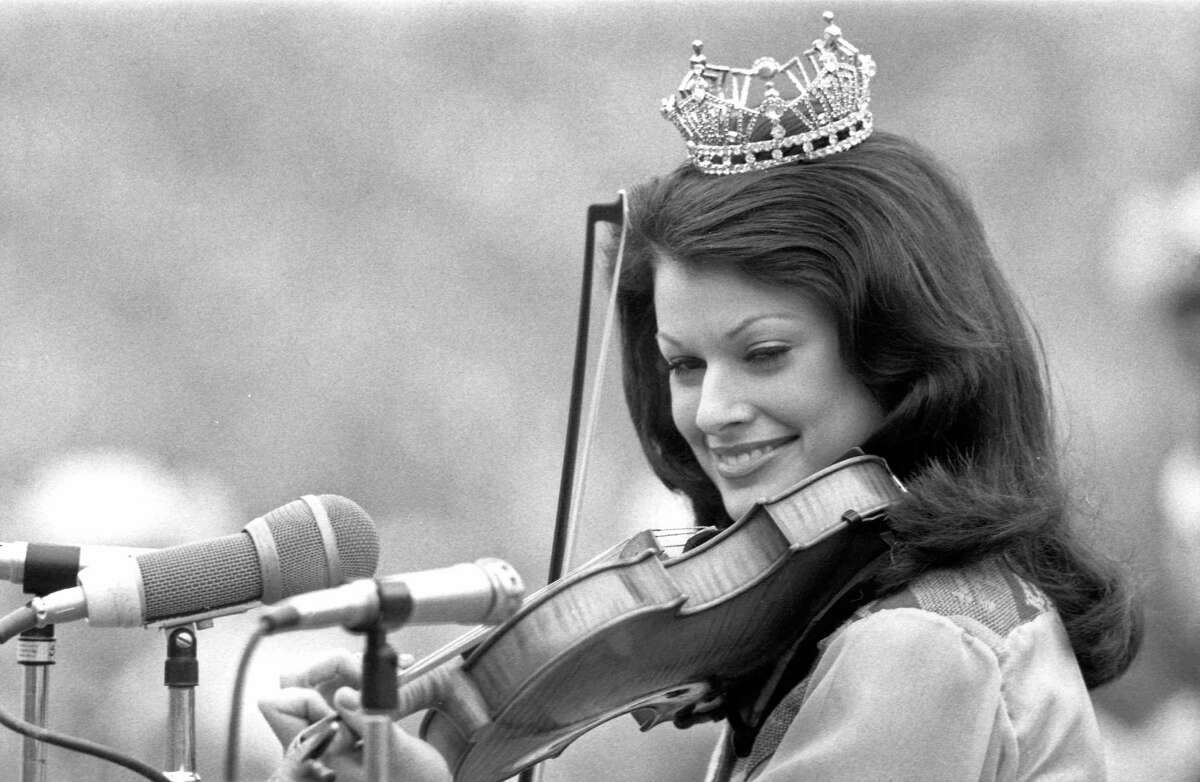 Looking back at Houston's first Super Bowl