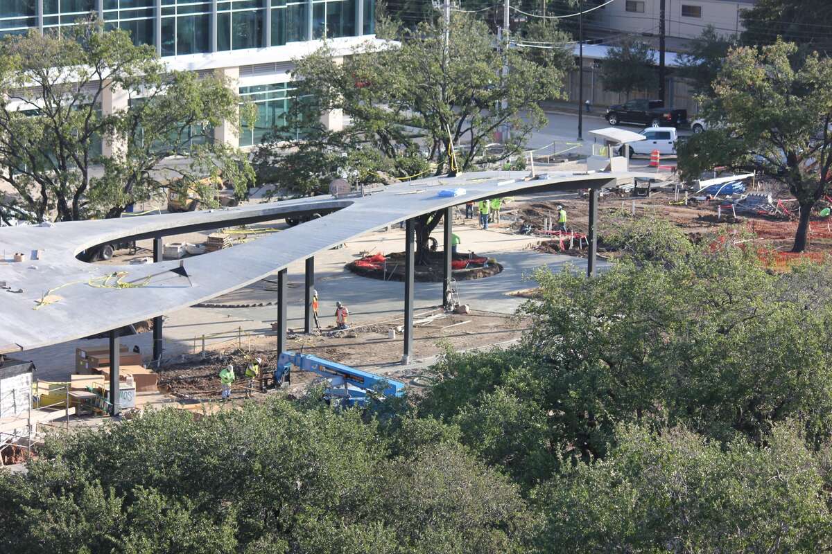 Levy Park reopens to crowds after $15 million reconstruction