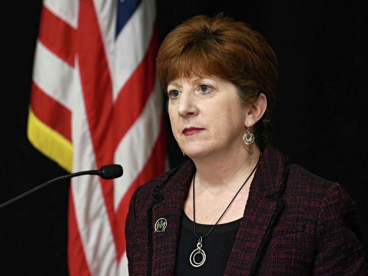 Albany Mayor Kathy Sheehan met by protesters at state of the city address