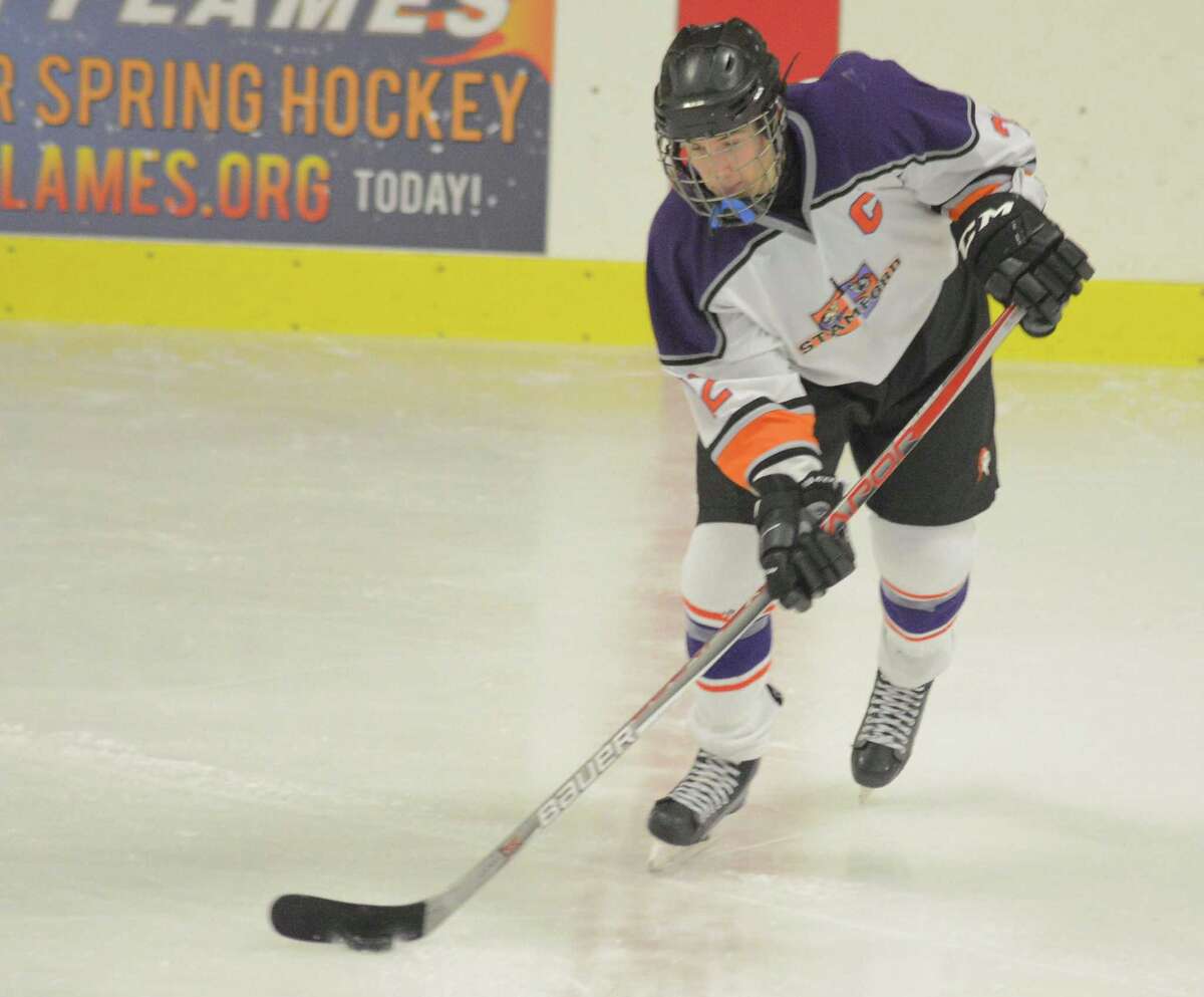 Westhill-Stamford tops Trinity for city boys hockey title