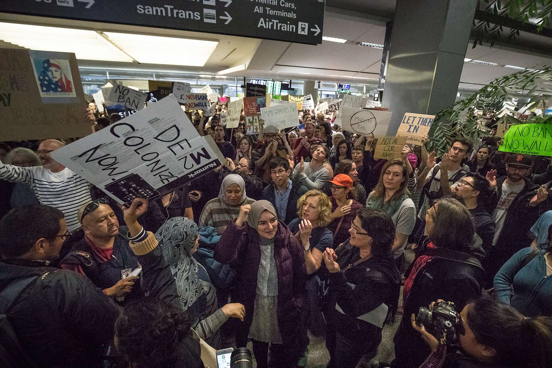 SFO protesters demand immigration detainees be released