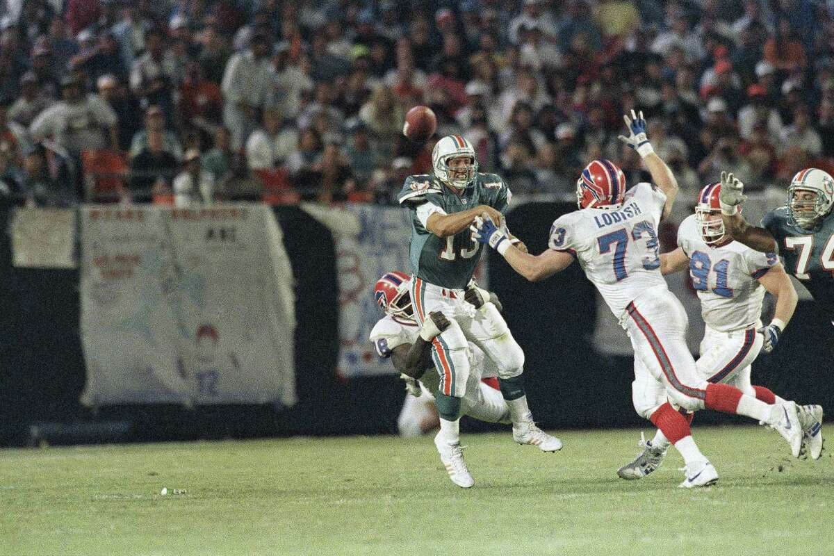 Super résumé: Mike Lodish reflects on unique place in NFL history ...