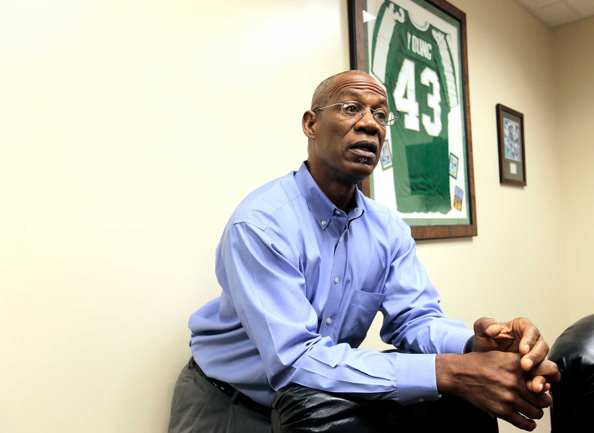 In his second act, ex-NFLer Roynell Young gives back to Houston community