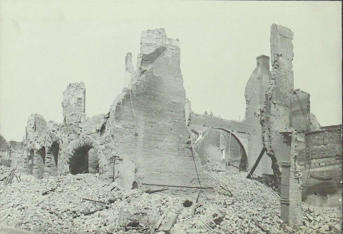 Album of stunning 1906 San Francisco earthquake photos up for auction