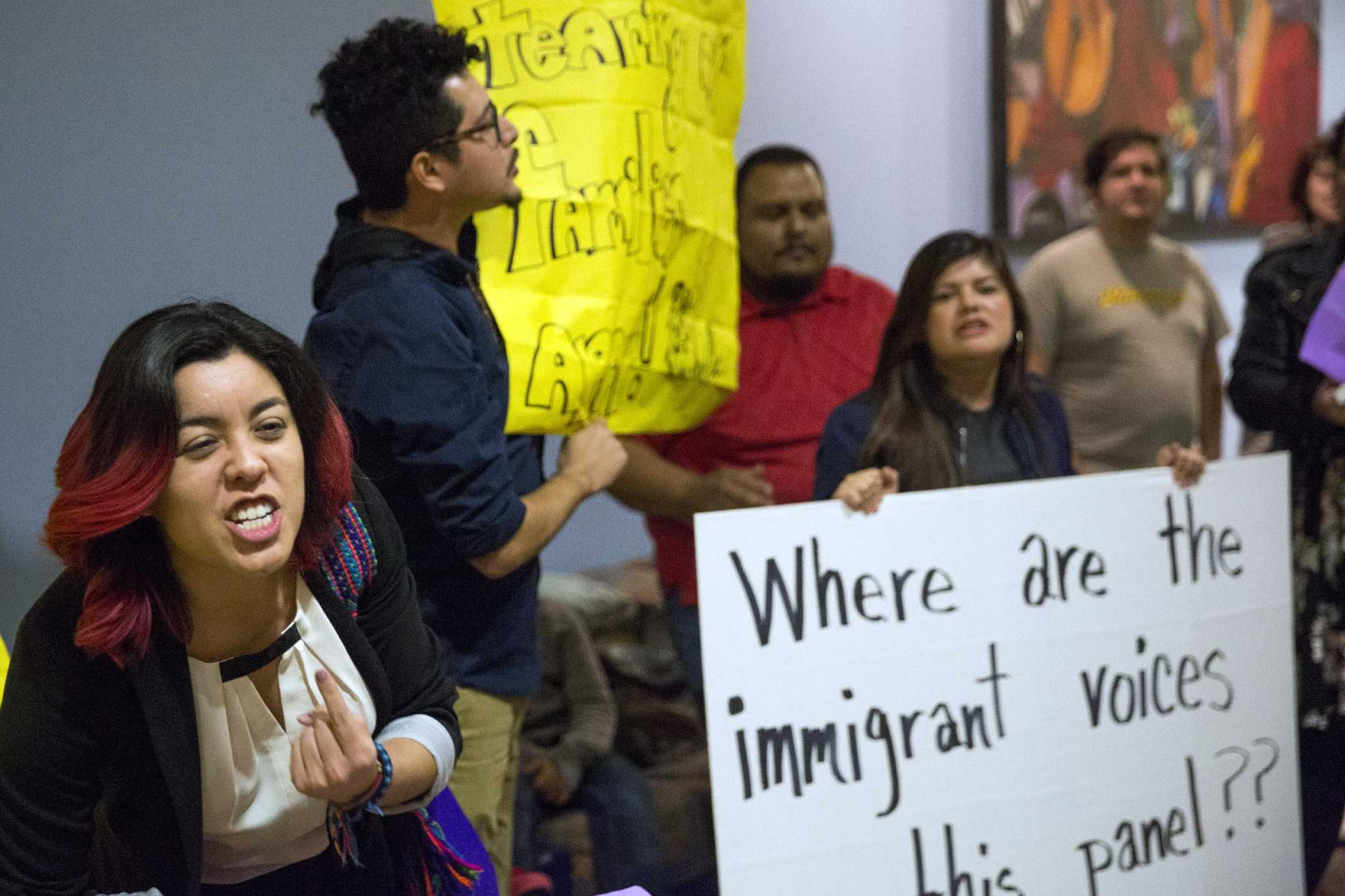 Lawmakers focusing on sanctuary cities