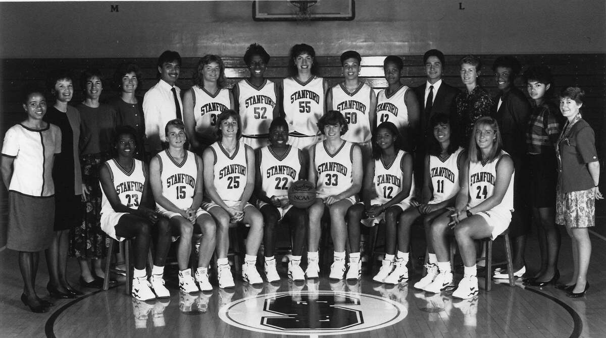 When Stanford’s VanDerveer passes Summitt, history will be made quietly