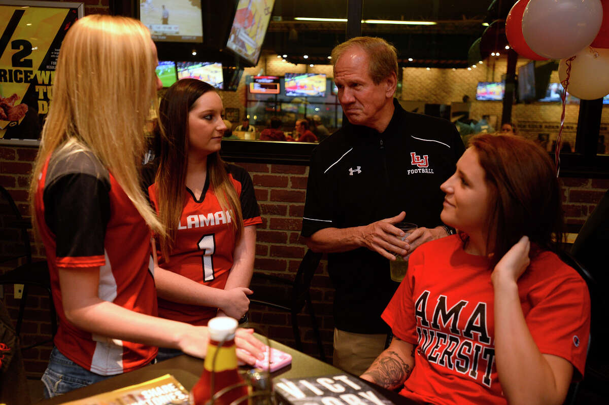 20 sign with Mike Schultz's inaugural Lamar football class