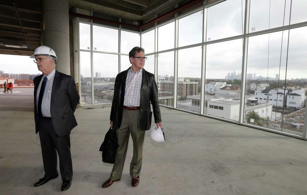 Elliptical tower in Upper Kirby tops out