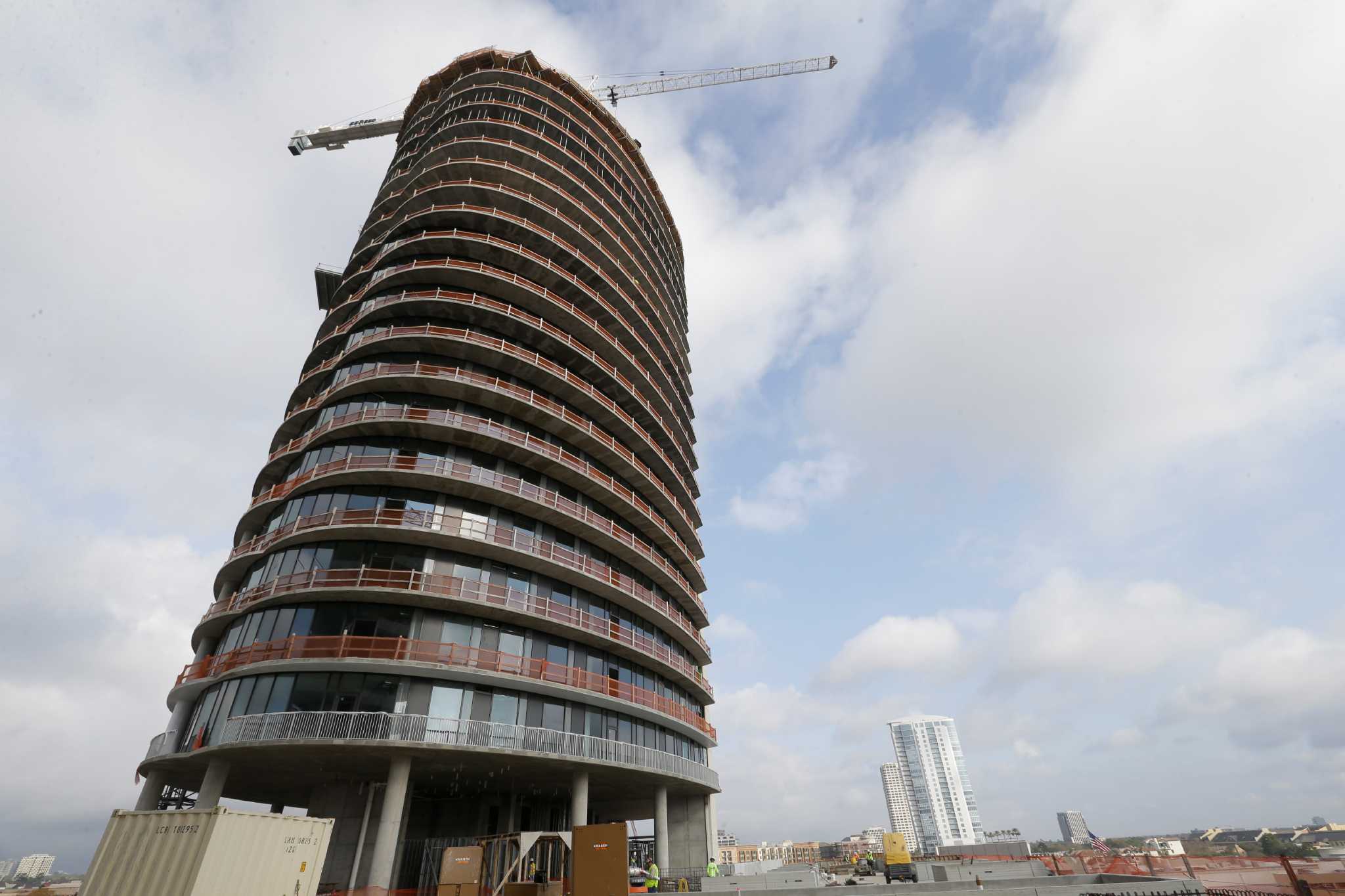 Elliptical tower in Upper Kirby tops out