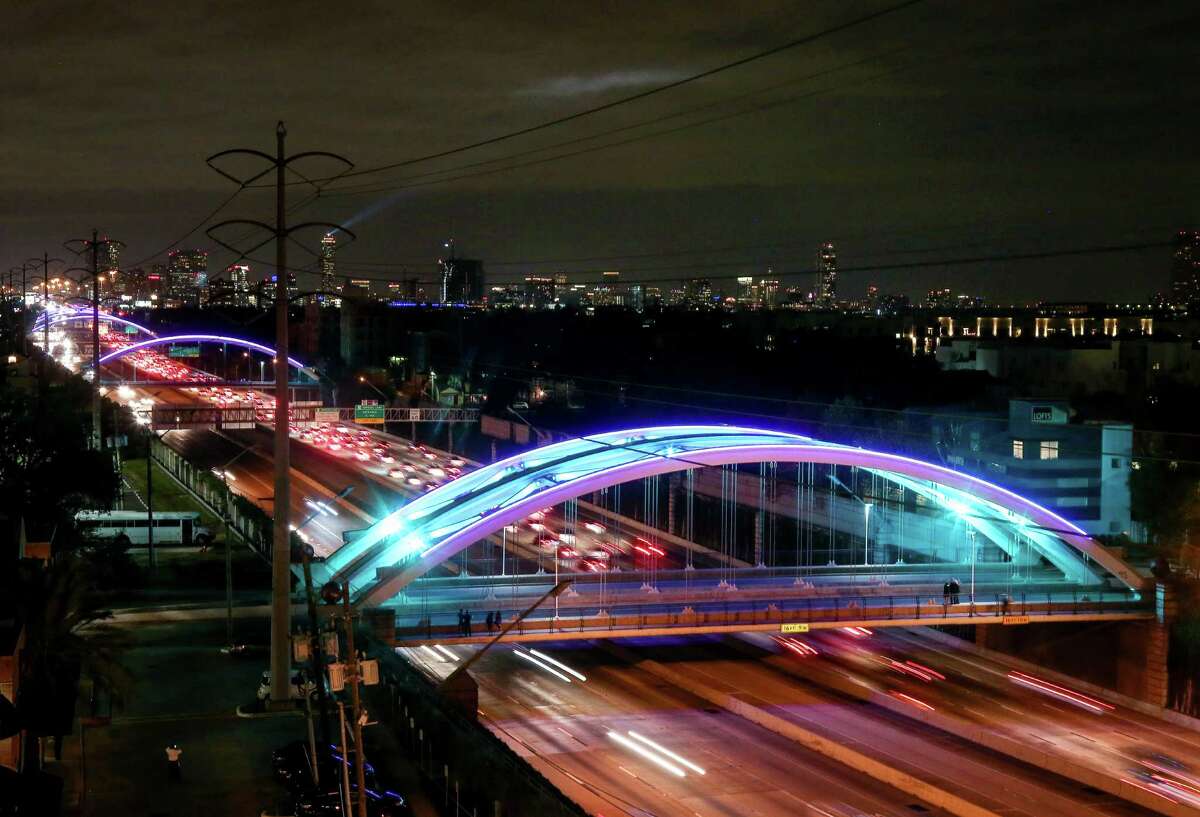 U.S. 59 bridge lights shine again after donations