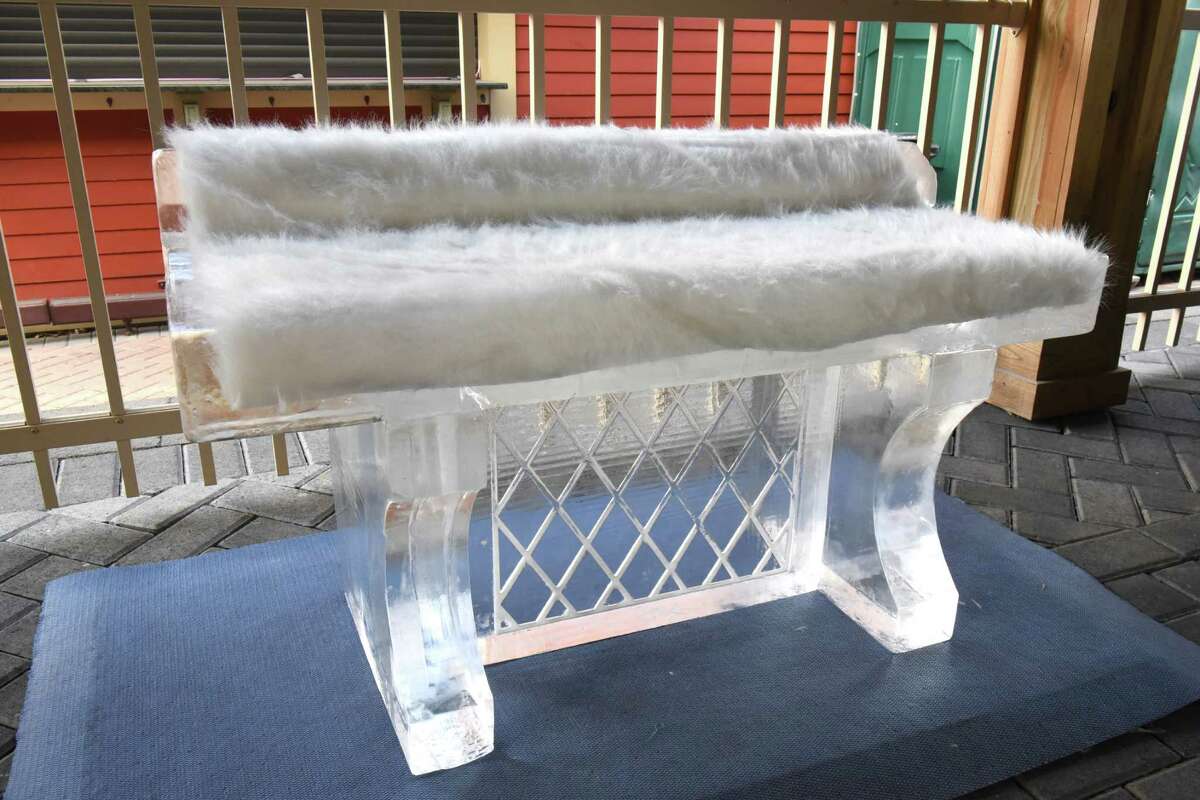 Photos: Ice bar in Round Lake
