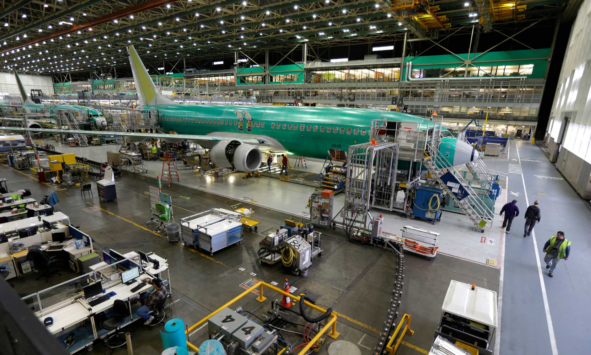 Factory report contains hopeful sign for 2017