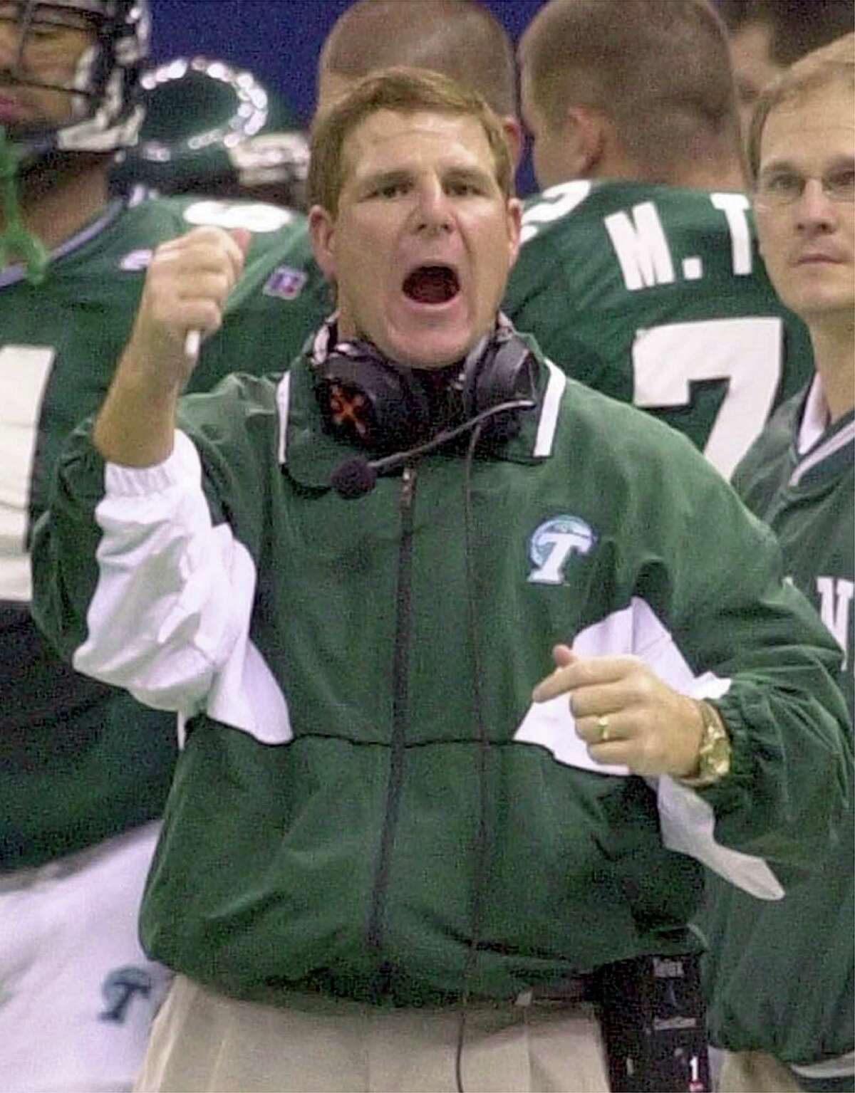 UH hires Chris Scelfo as offensive line coach