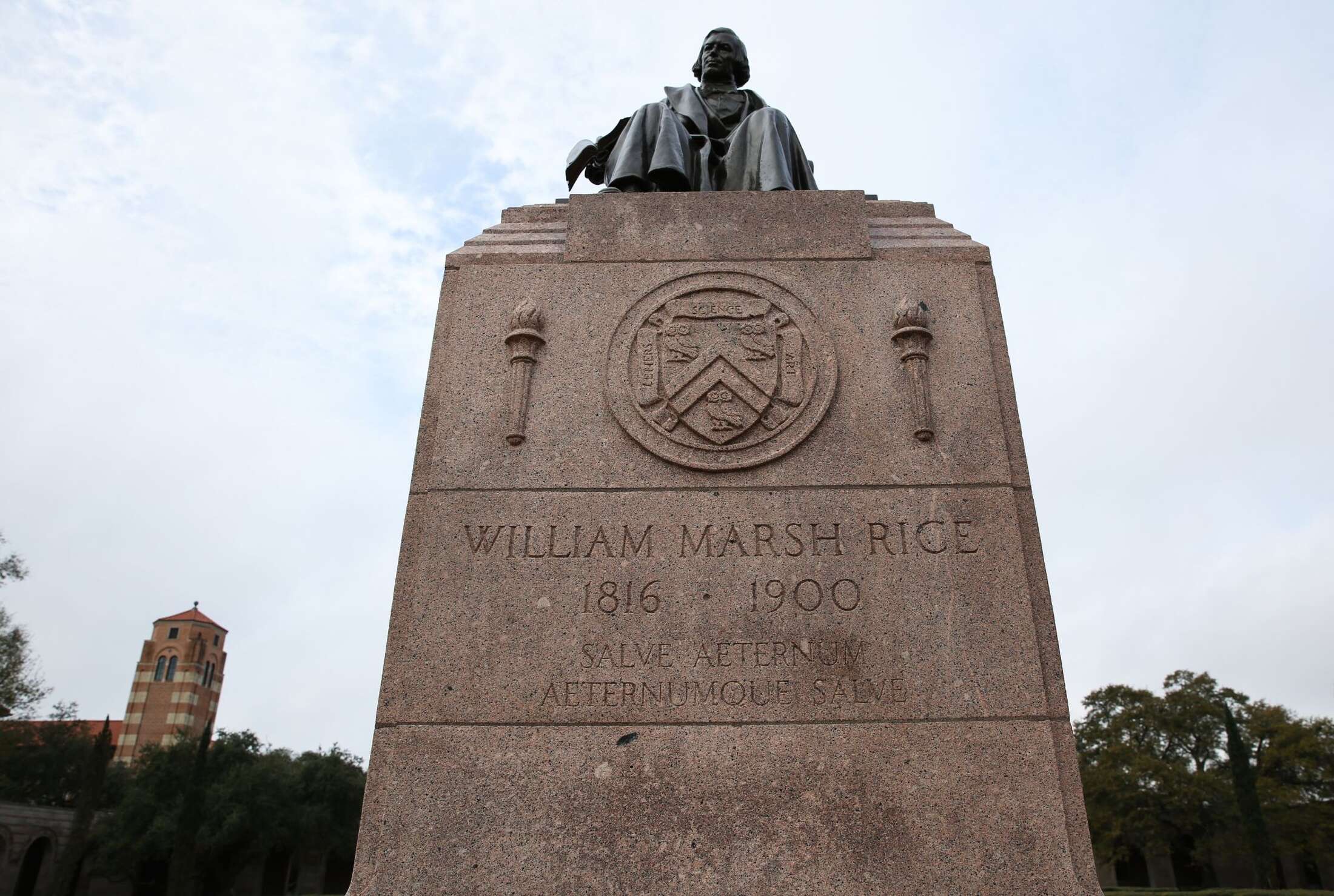 How Rice students turned Willy's statue