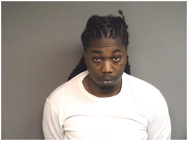 Man accused of selling crack leads cops on chase in Stamford