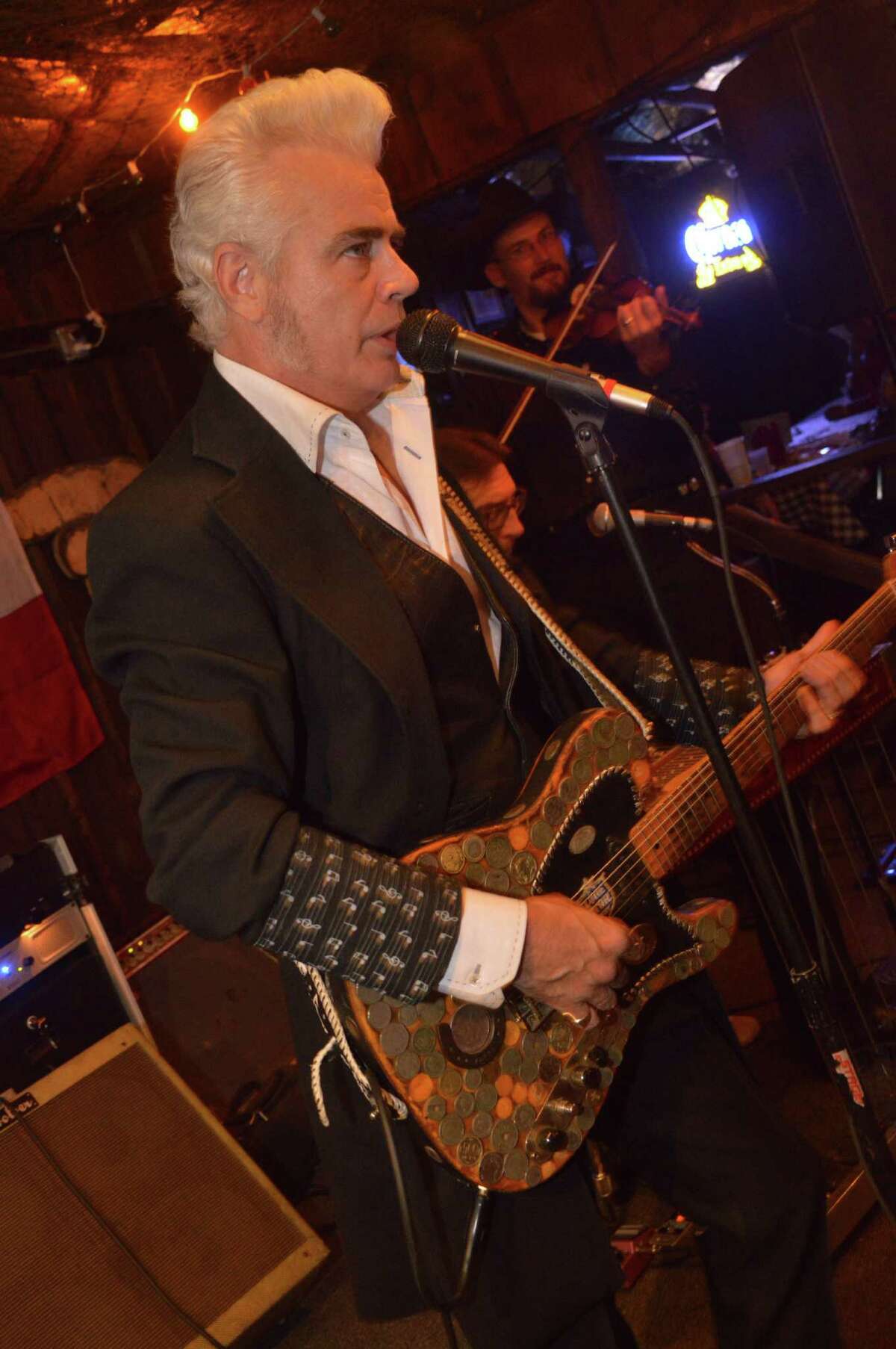 Dale Watson makes his Texas return