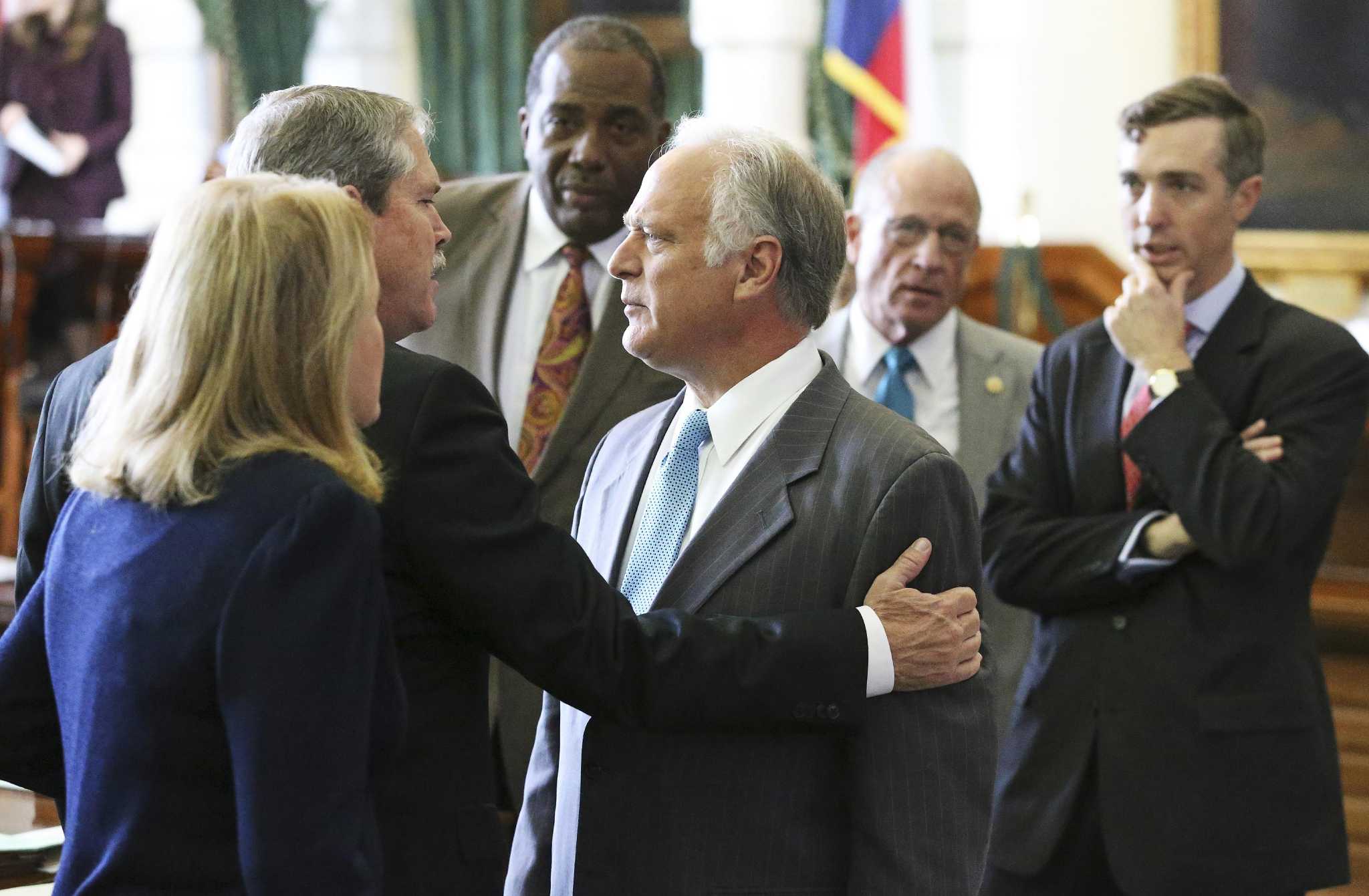 Texas Senate approves first bill of the session