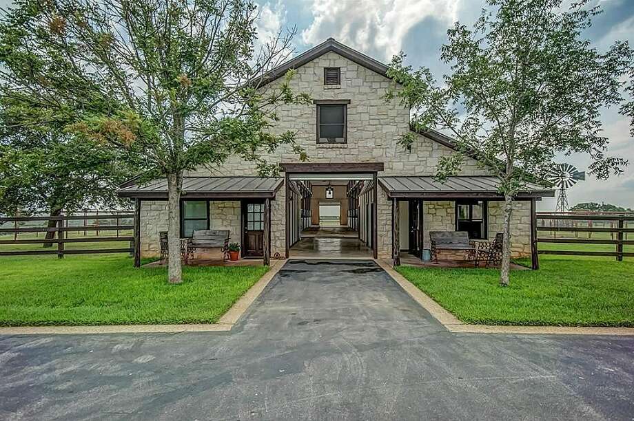 George Strait's hilltop castle in The Dominion for sale in San Antonio ...