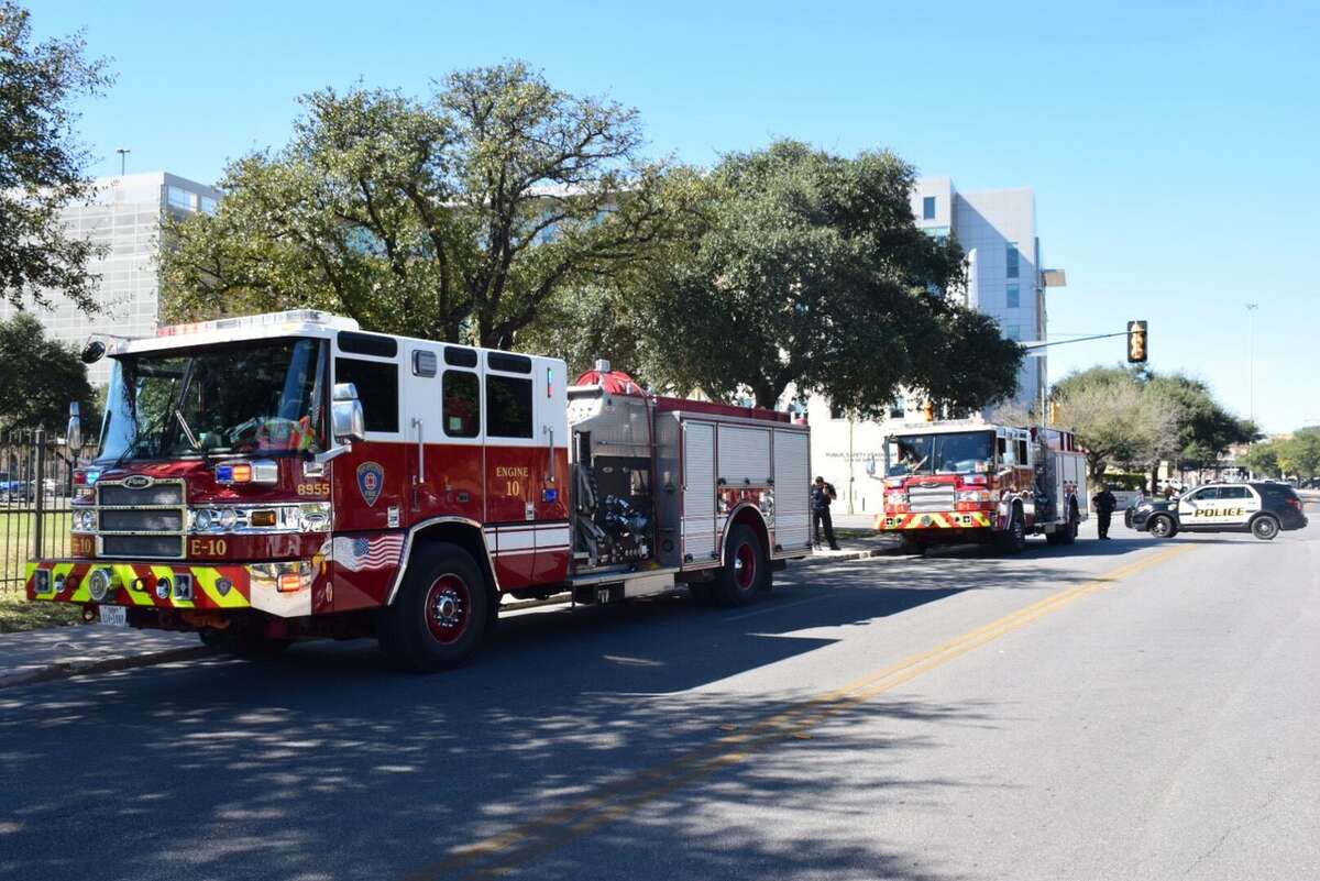 Large emergency response to downtown detention facility fire