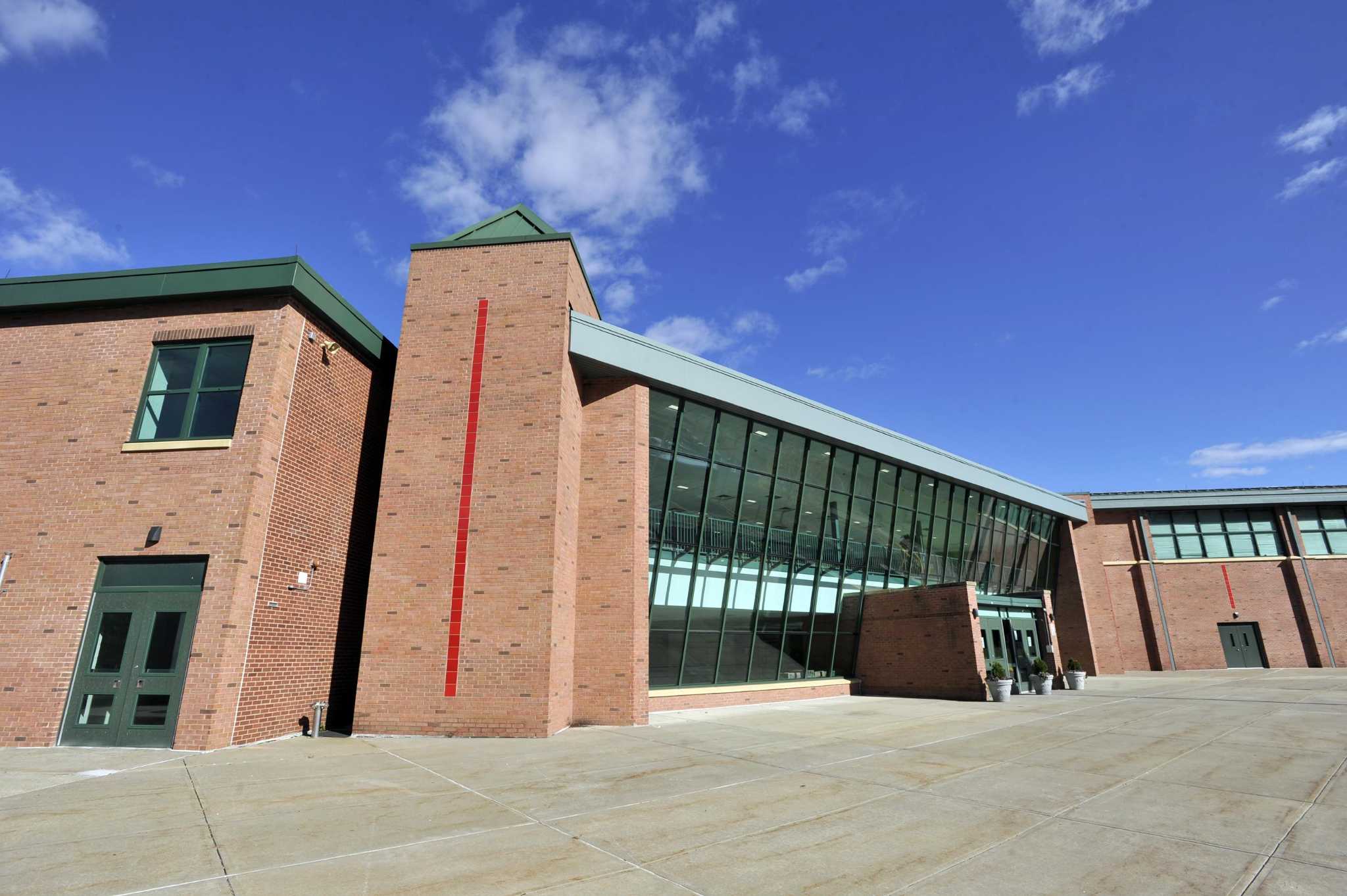 Threatening message sparks bomb scare at Stamford school