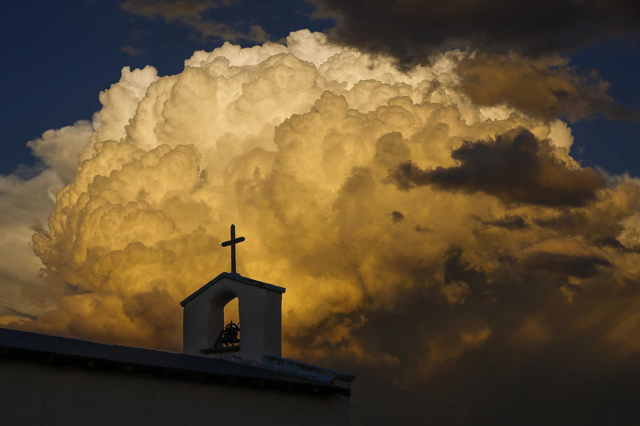 Truck fire shuts down a well in Apache’s new ‘Alpine High’ field