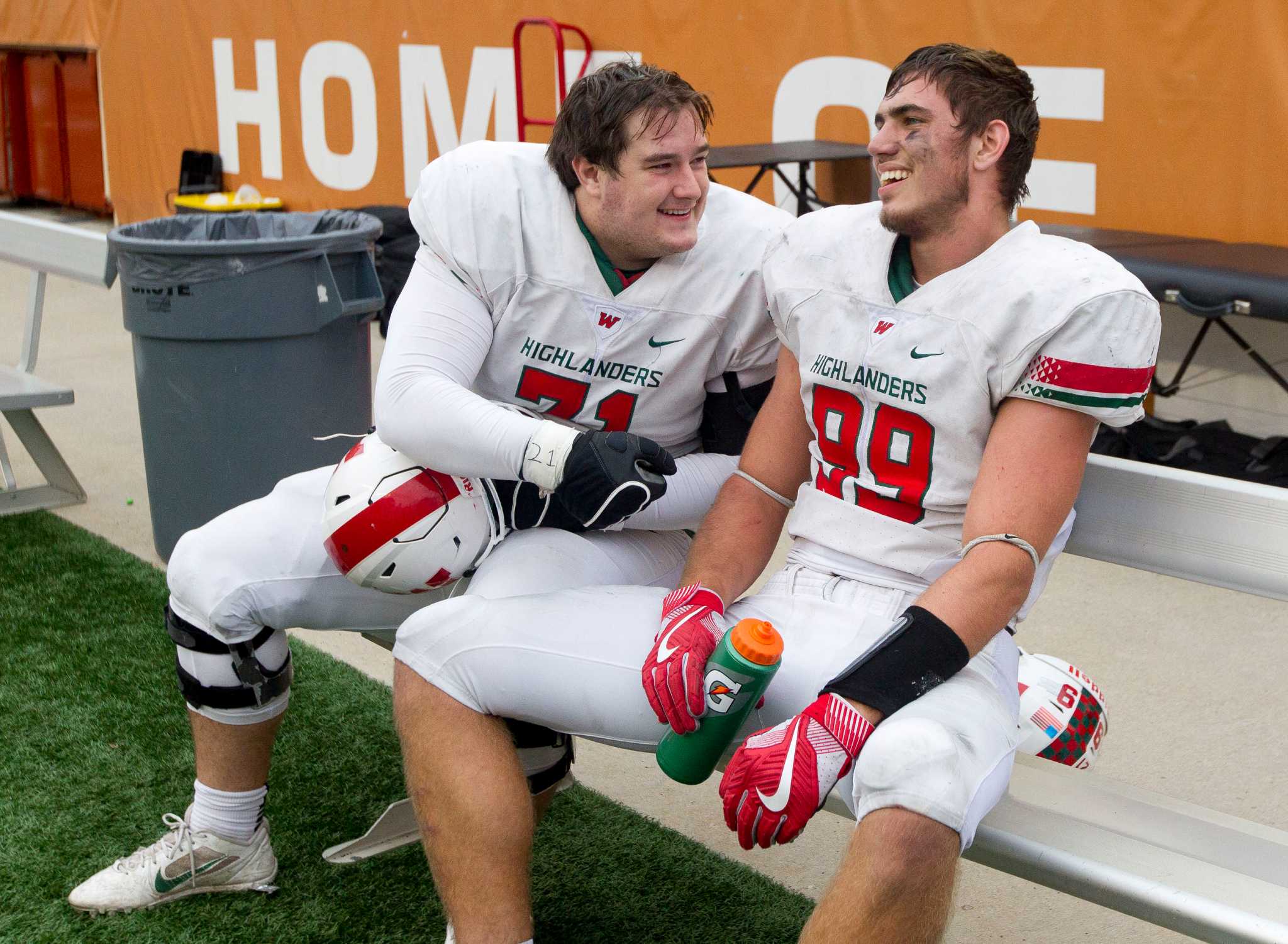 FOOTBALL: Purcell, Carter represent The Woodlands on first-team TSWA ...