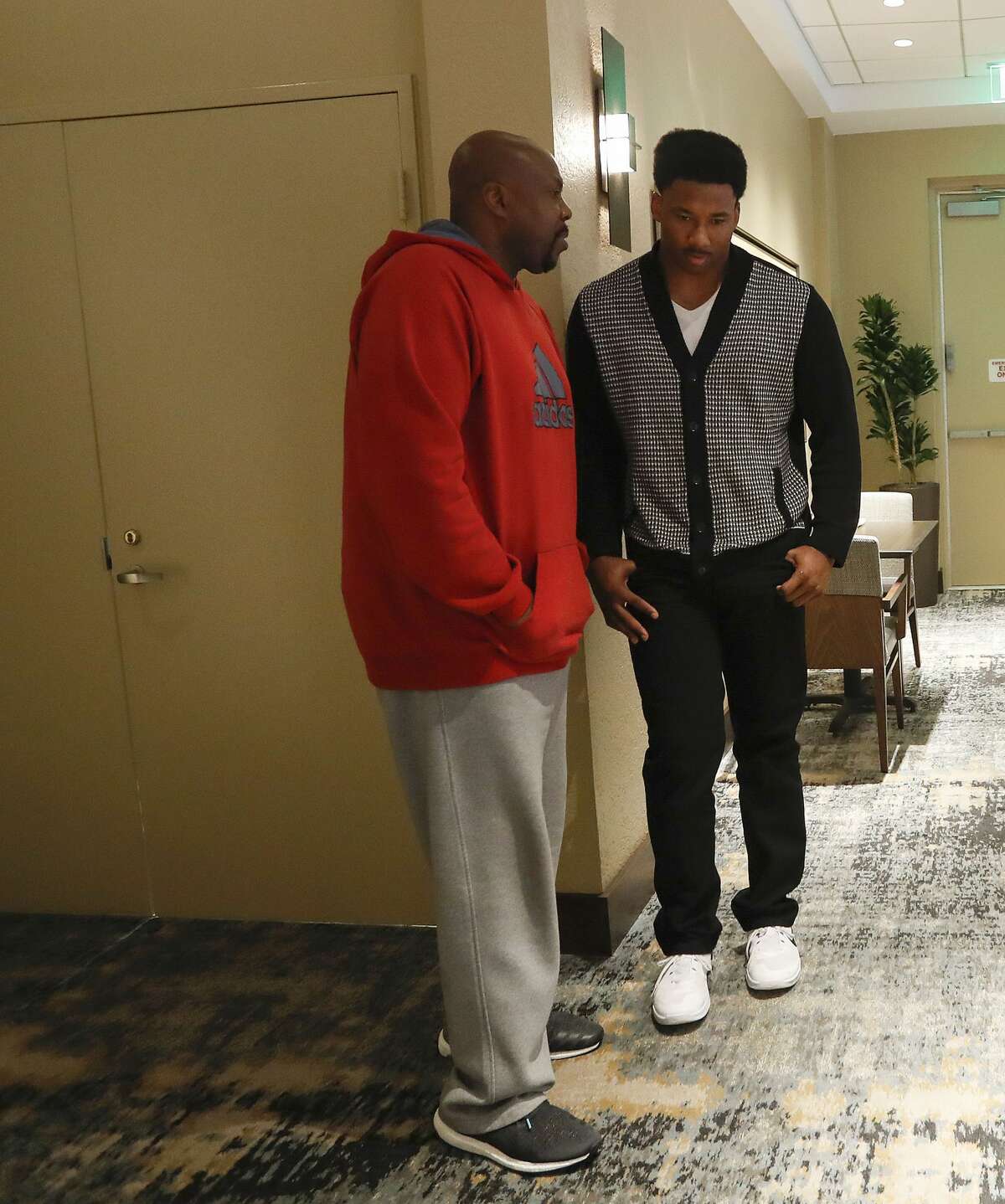 Texas A&M's Myles Garrett says he won't attend NFL Draft