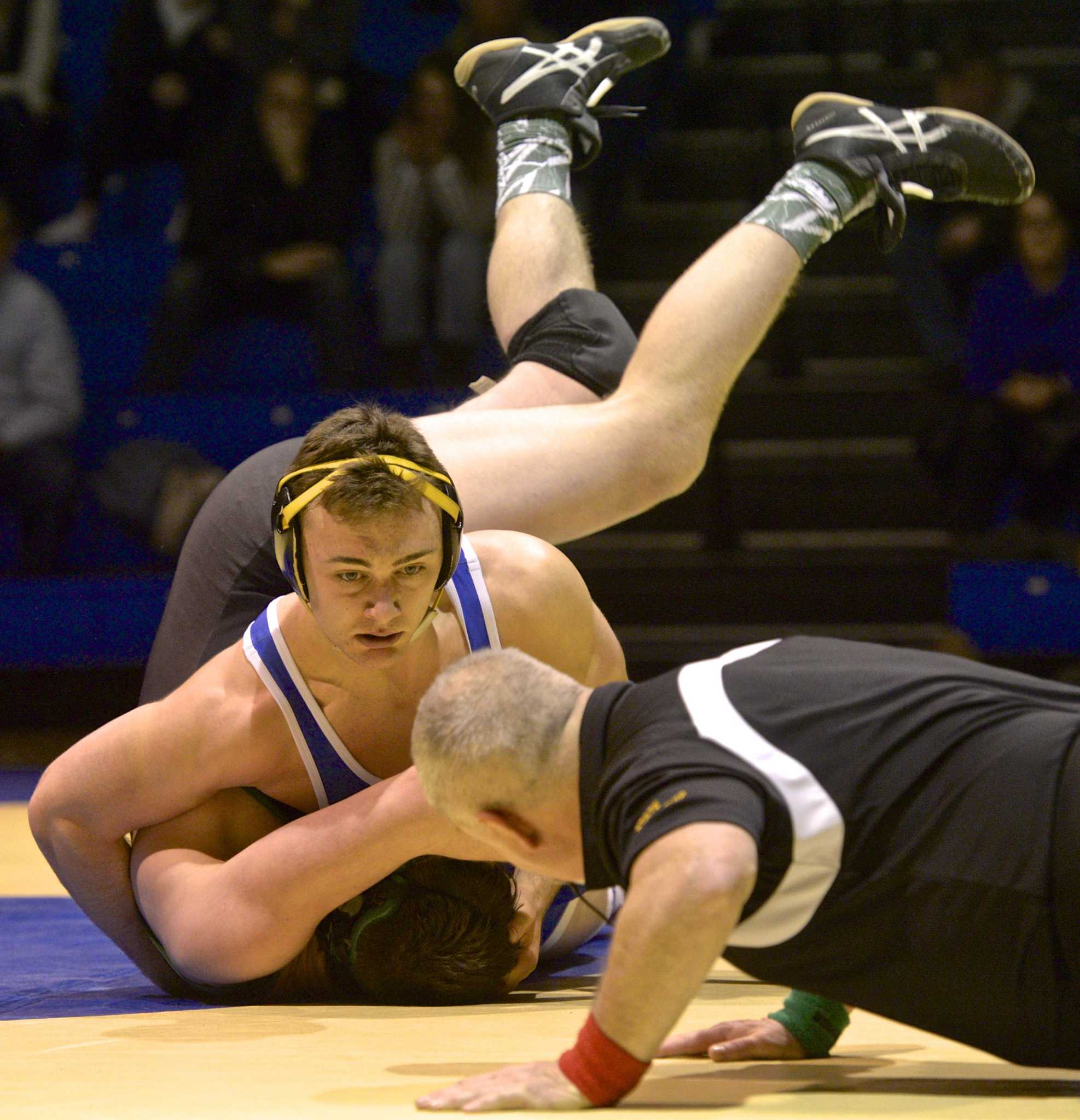 Connecticut Sports Writers’ Alliance to honor Newtown’s Falbo, Urbina