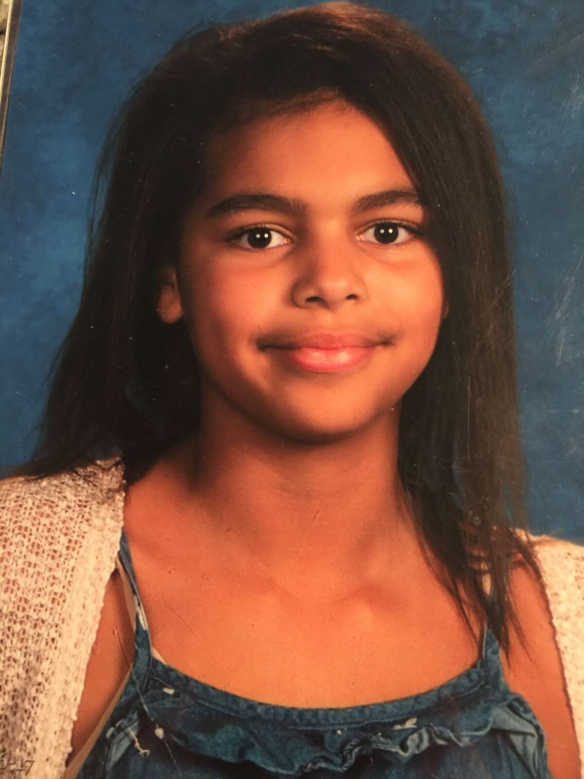 Two Houston-area students make it deep into finals of national spelling bee