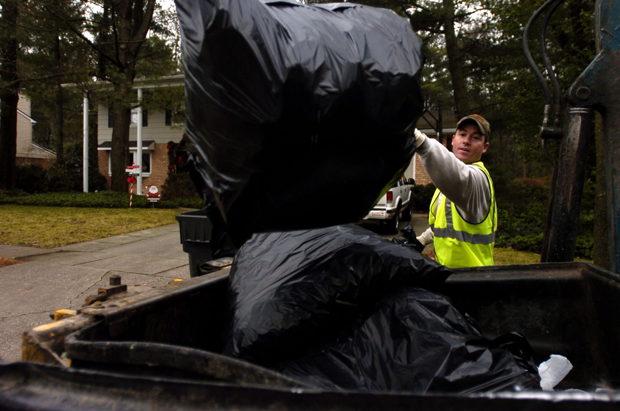 Free spring yard waste collection begins in Midland on Monday