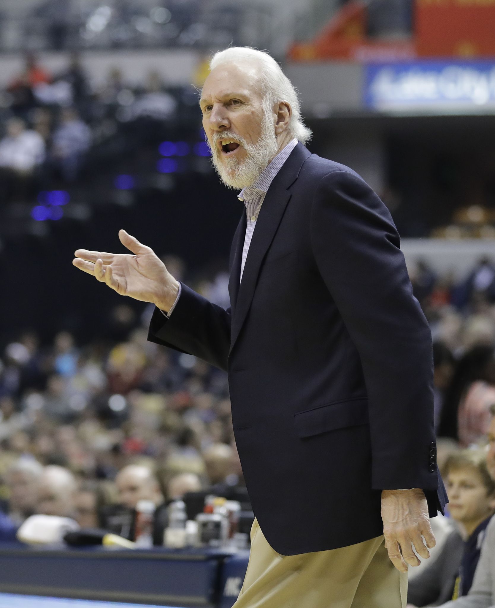 Spurs clinch NBA-record 20th straight winning season