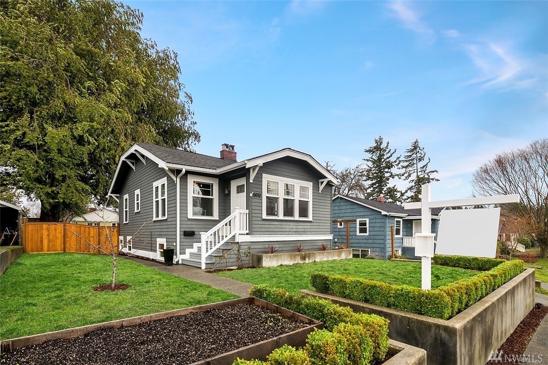 3 Seattle homes listed below the King County median price
