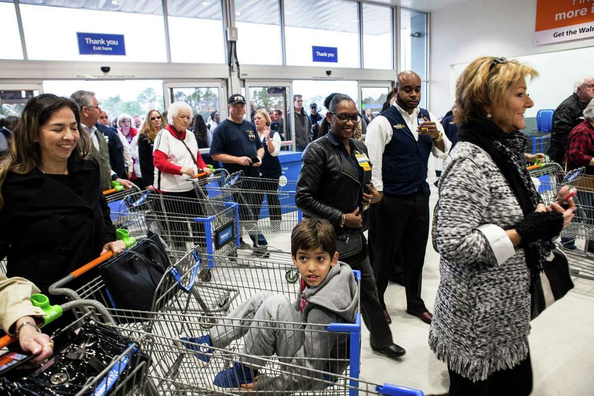 Wal-Mart opens new Tomball store