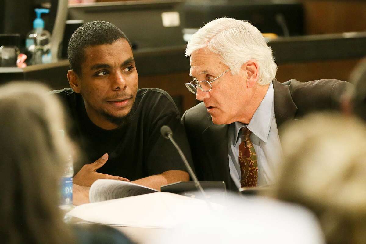 San Antonio man accused of attempted capital murder representing self