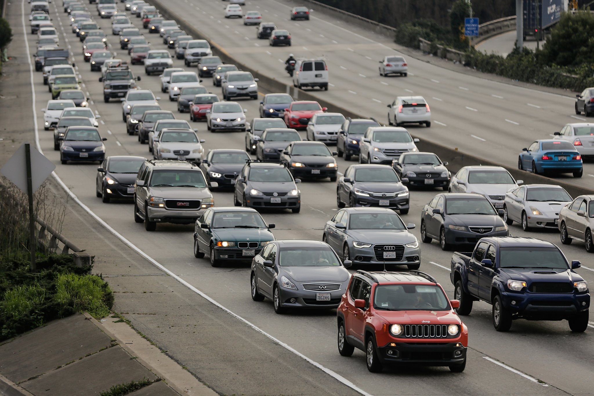 Afternoon crash on Highway 101 in SF snarls traffic on freeway