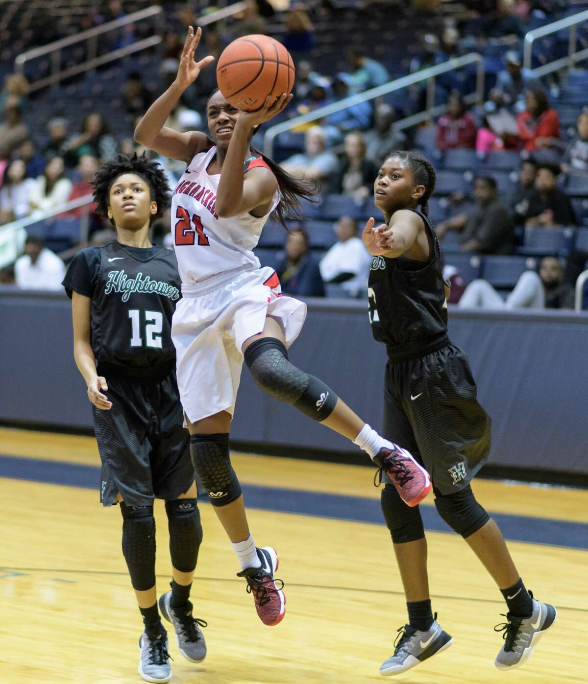 Langham Creek knocks off Hightower, advances to quarterfinals