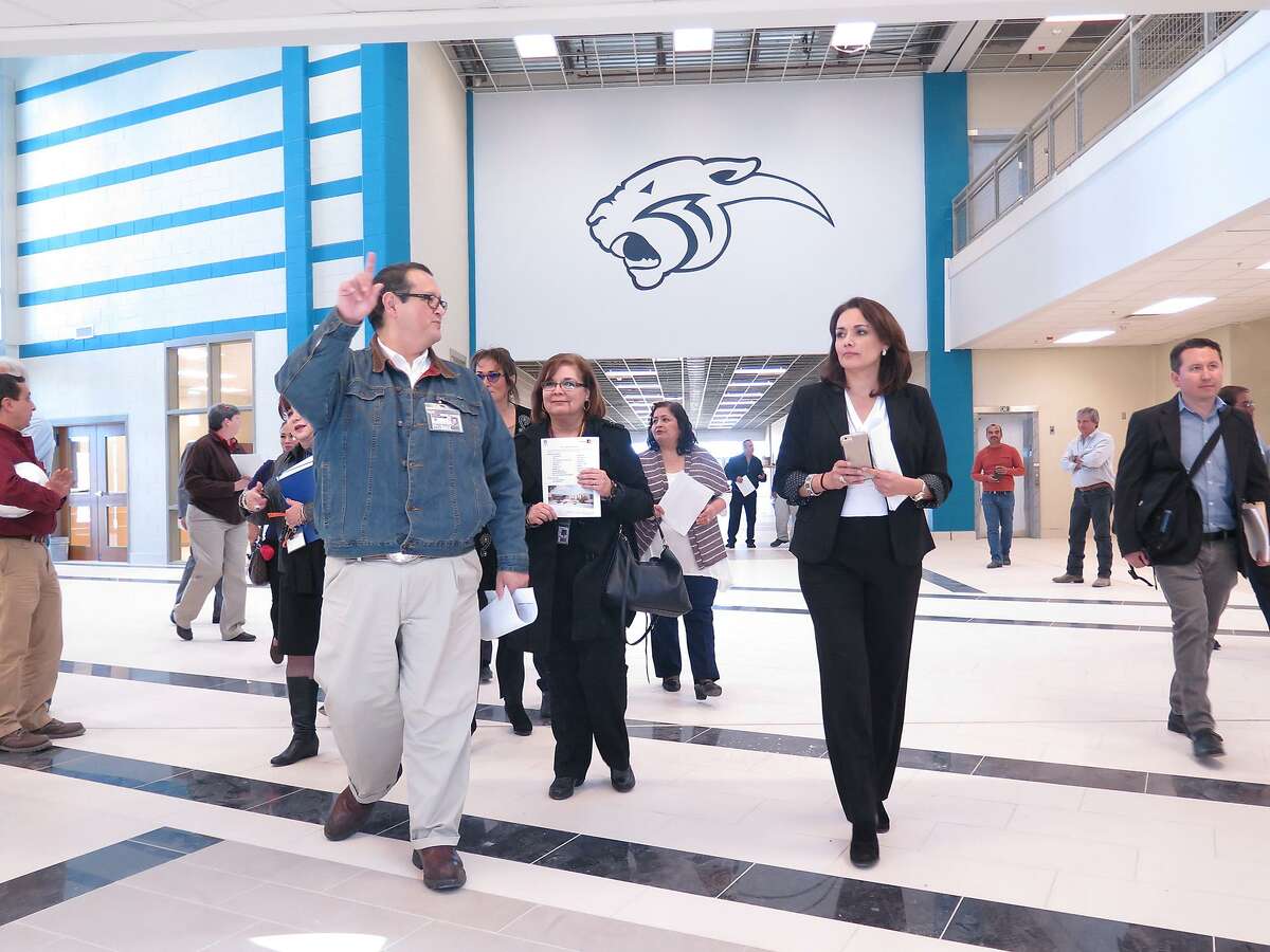 UISD officials tour new 9th grade campuses