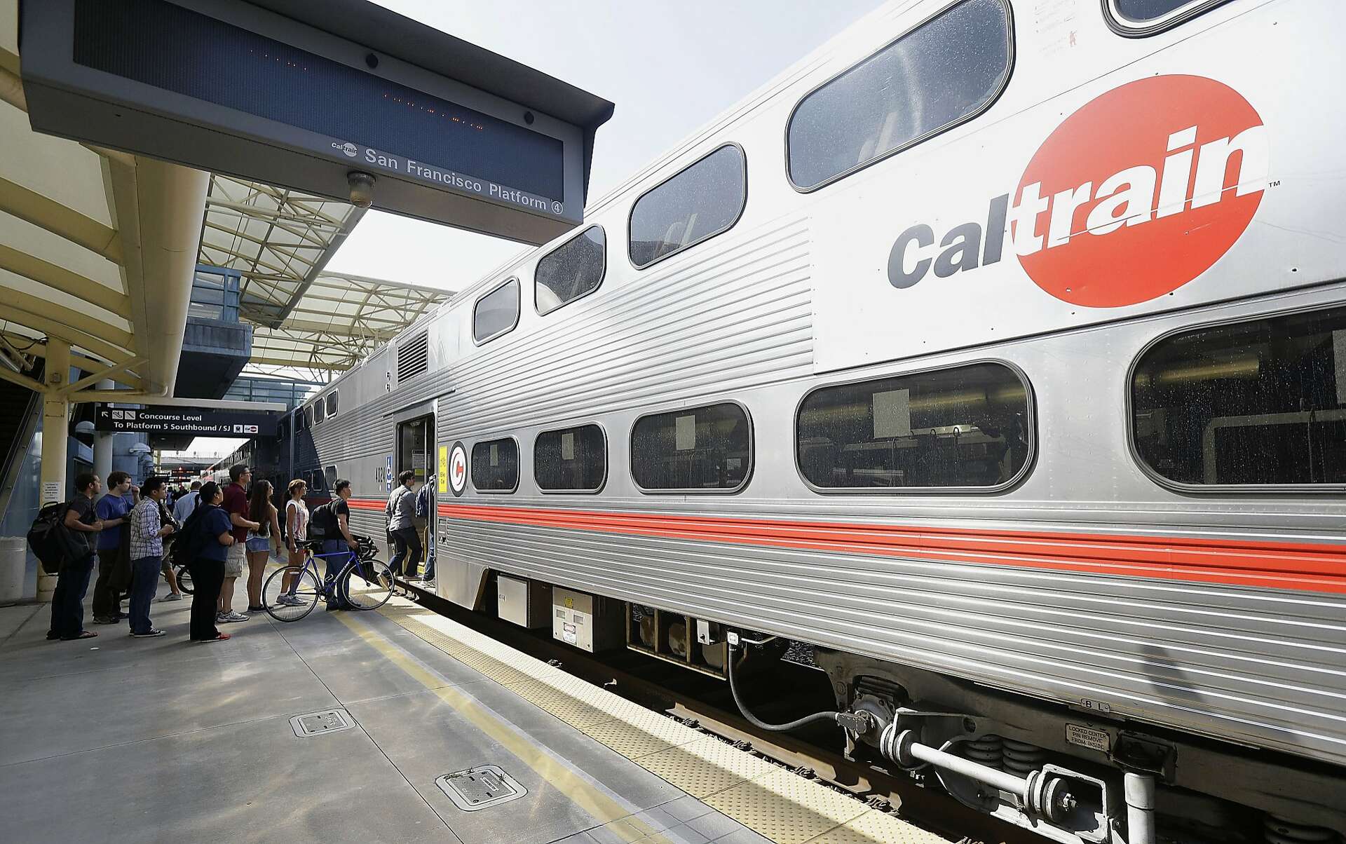 Trump administration deals a big setback to Caltrain