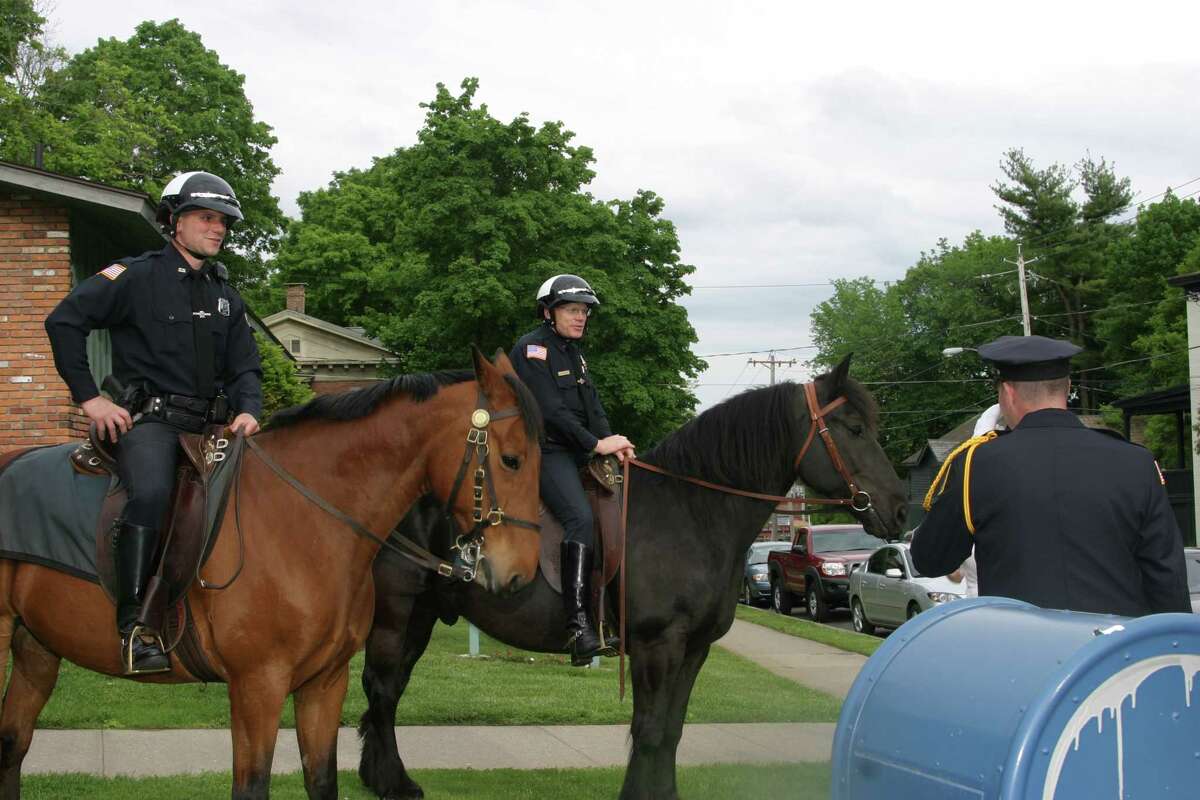 Saratoga Springs police horse Jupiter ready to retire