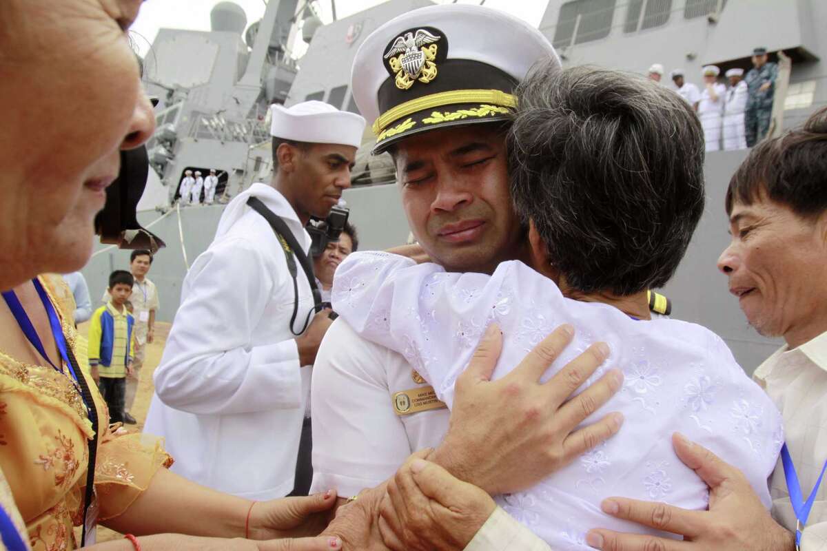 Ex-USAA official from San Antonio wants his Navy bribery case thrown out