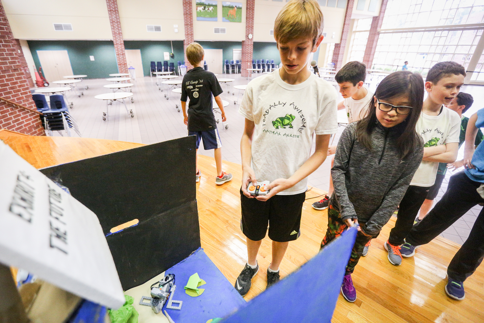 Mitchell Intermediate students make robot to save endangered toad