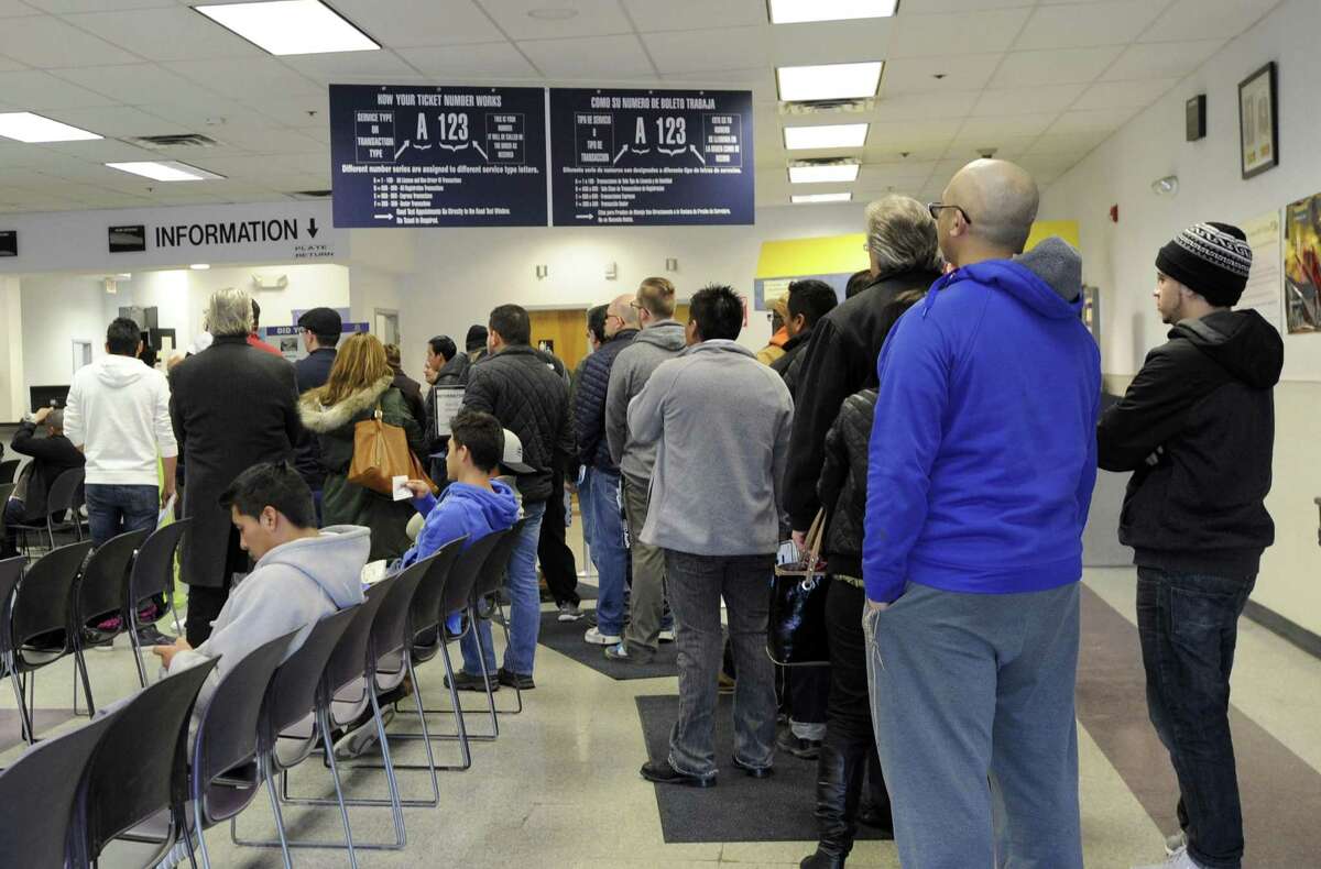 DMV adding places to renew licenses, ID cards