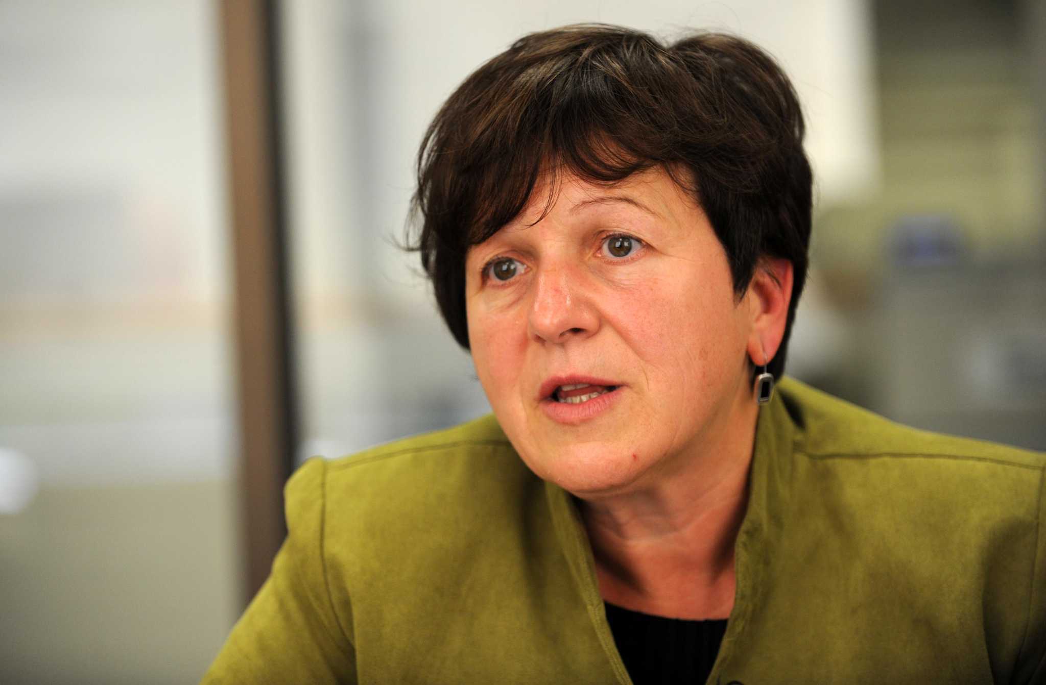 Derby mayor to run again, faces challenges in her own party