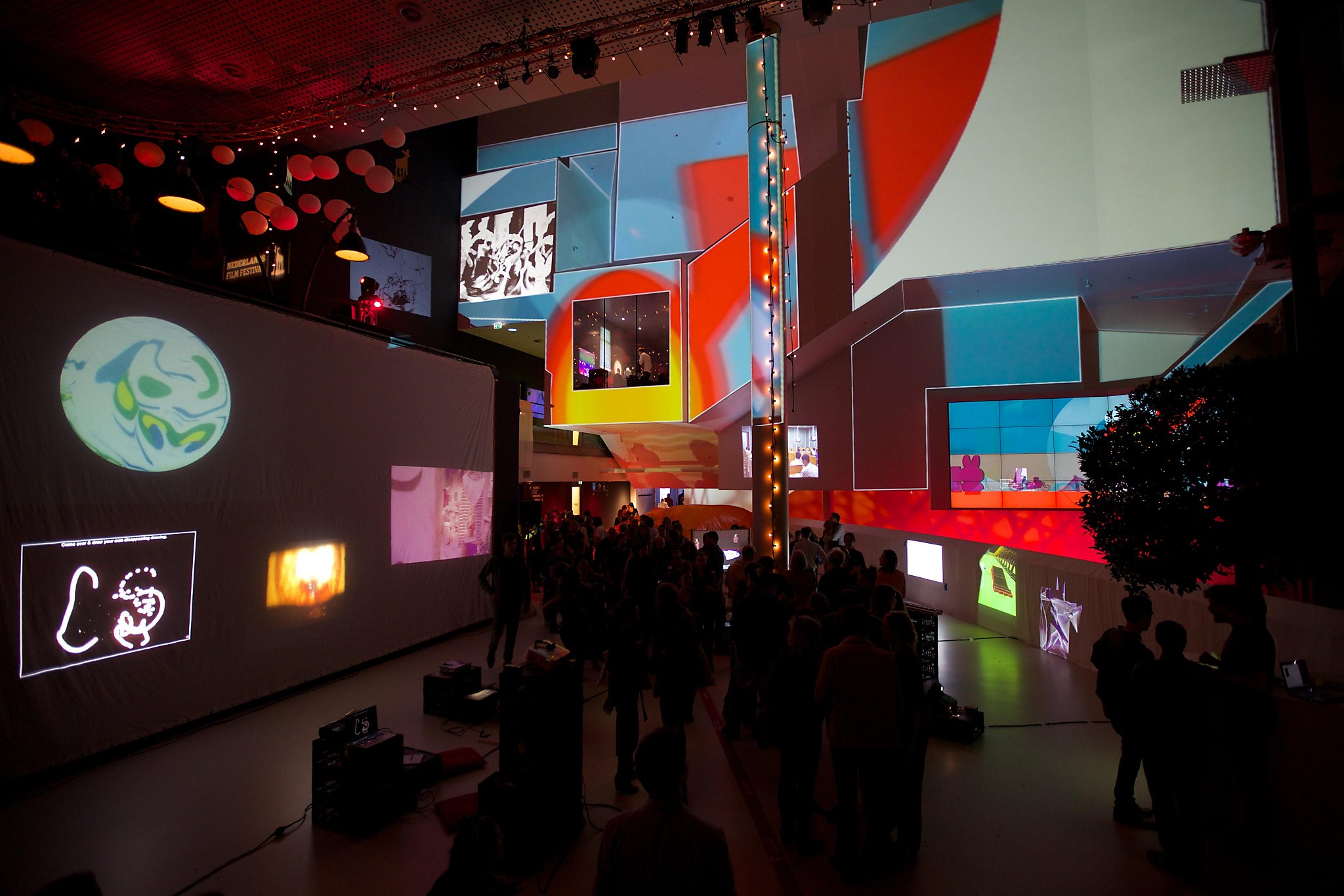 An art exhibition composed only of color and light