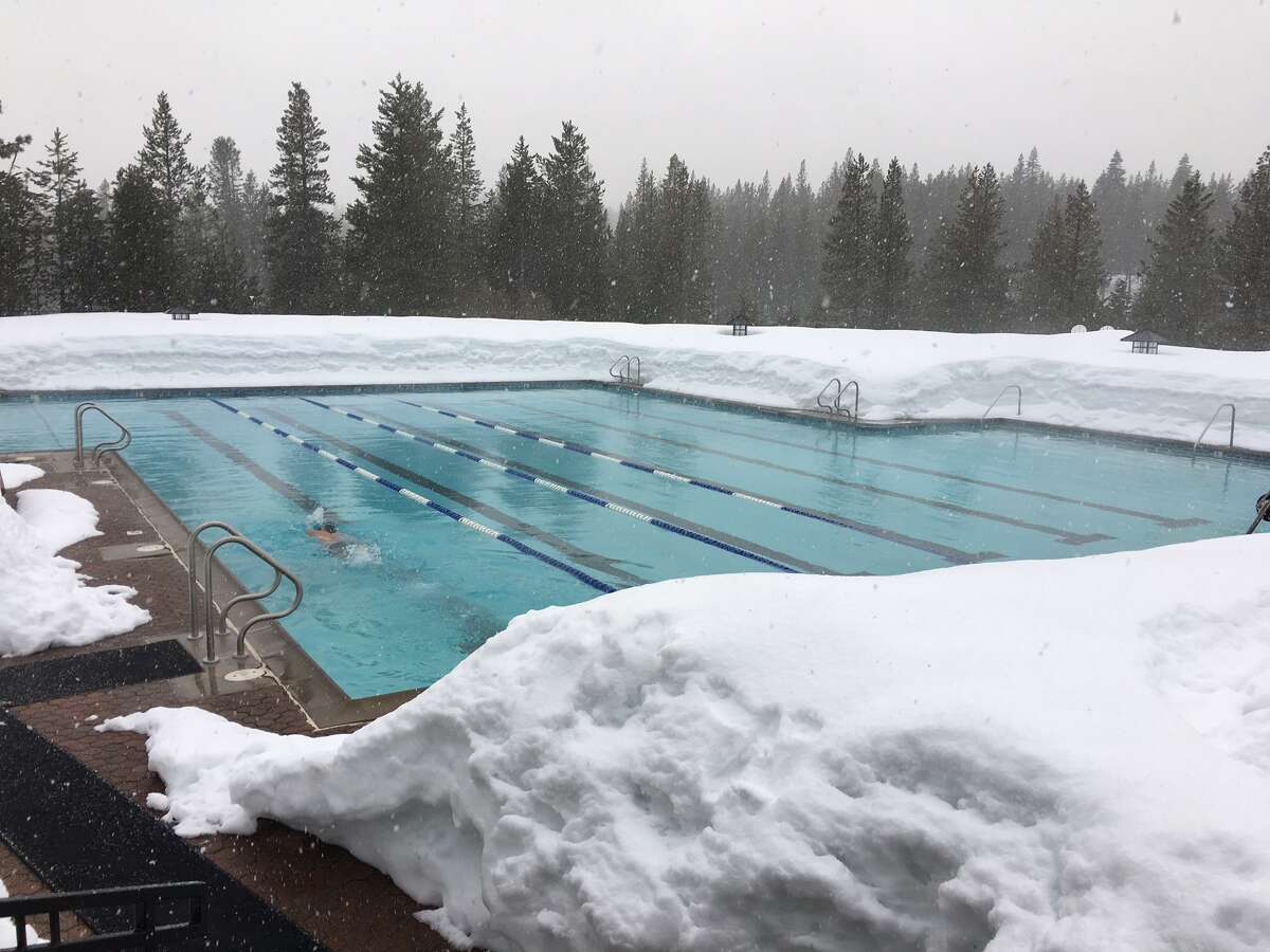 Photos show the insane amounts of snow piled up in Tahoe