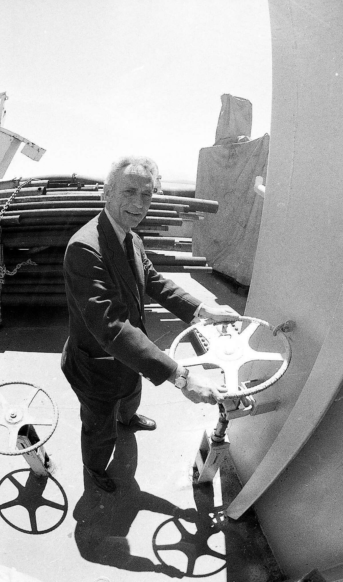 David Perlman, award-winning Chronicle science writer, dies at age 101