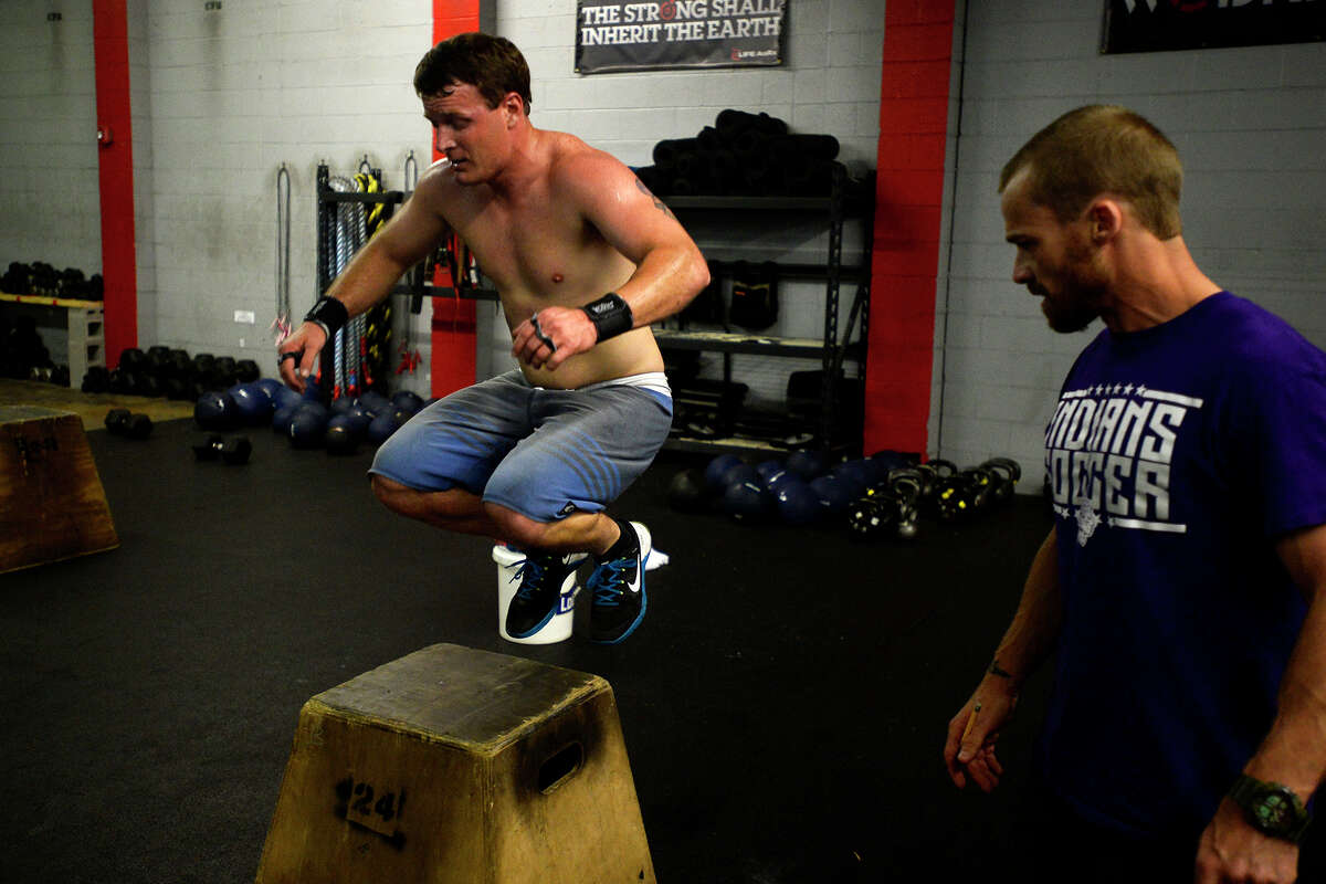 Photos: Athletes compete in Crossfit Open