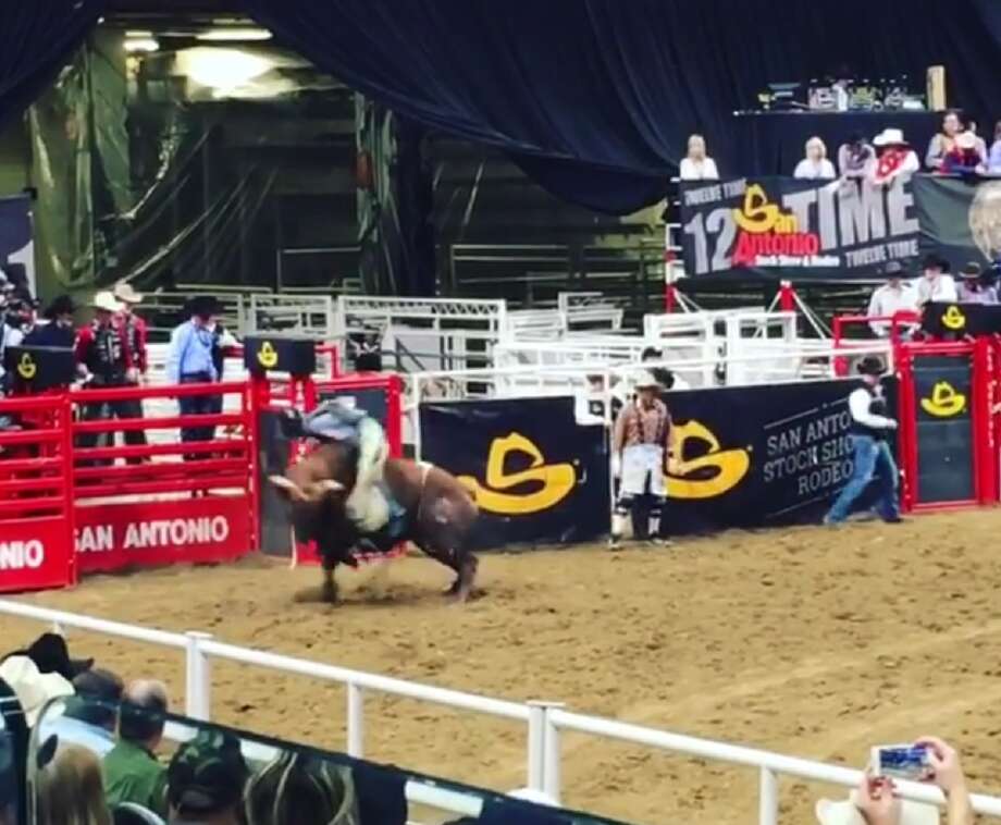 Video shows bull rider go 'down cold' during San Antonio Stock Show ...